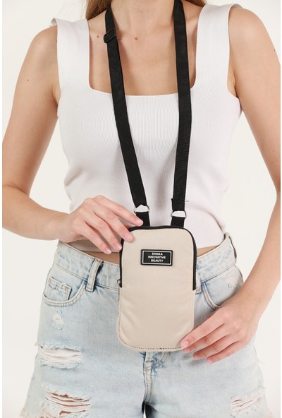Shaka U32 Krem Tek Bölmeli Telefonluk Cüzdan Çanta U:20 E:13 cm Shaka U32 Krem Tek Bölmeli Telefonluk Cüzdan Çanta U:20 E:13 cm