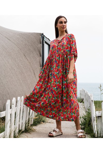 Gils Butik Çiçekli Kırmızı Uzun Elbise Gils Butik Çiçekli Kırmızı Uzun Elbise