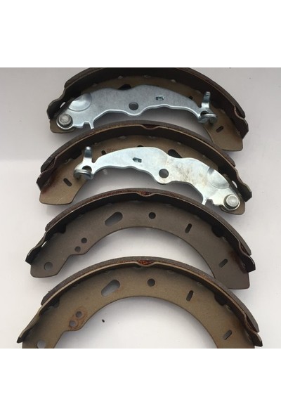 Ford Courier Arka Fren Balata Takımı Beşer Ford Courier Arka Fren Balata Takımı Beşer