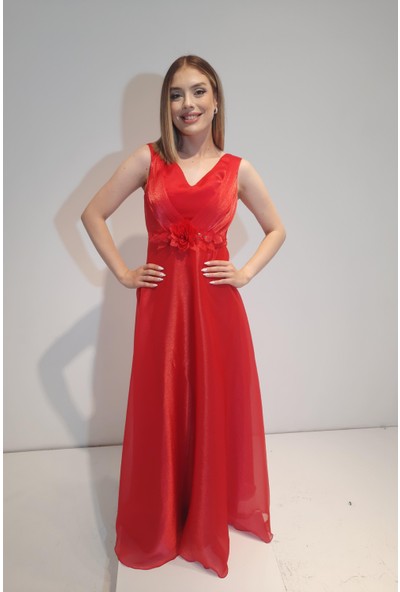 Abiyelife Tuana Uzun Organize Janjan Kumaş Kolsuz Abiye 4140 Kırmızı Abiyelife Tuana Uzun Organize Janjan Kumaş Kolsuz Abiye 4140 Kırmızı