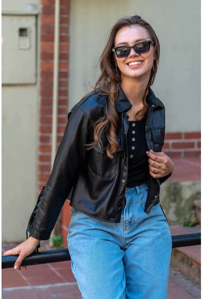 Püskül Detaylı Deri Ceket - Siyah Püskül Detaylı Deri Ceket - Siyah