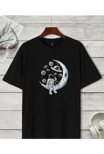 Be Original Oversize Unisex Relax Astronaut Baskılı T-Shirt %100 Pamuk Be Original Oversize Unisex Relax Astronaut Baskılı T-Shirt %100 Pamuk