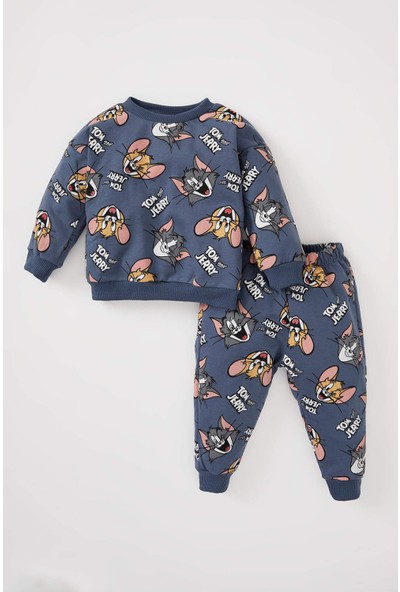 DeFacto Erkek Bebek Tom & Jerry Lisanslı Regular Fit Bisiklet Yaka İnce Kumaş Sweatshirt Eşofman Alt Takım Y3623A222AU DeFacto Erkek Bebek Tom & Jerry Lisanslı Regular Fit Bisiklet Yaka İnce Kumaş Sweatshirt Eşofman Alt Takım Y3623A222AU