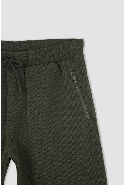DeFacto Regular Fit Fermuar Cepli Geri Dönüşümlü ŞORT Y7302AZ22SM