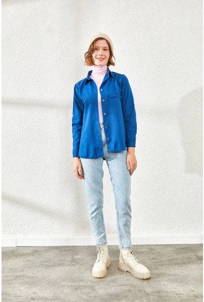 Oshebu Kadın Yanı Düğme Aksesuarlı Gömlek Oshebu Kadın Yanı Düğme Aksesuarlı Gömlek