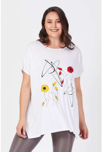 Siyezen Büyük Beden Gelincik Baskılı Oversize Pamuklu Likralı T-Shirt Beyaz Siyezen Büyük Beden Gelincik Baskılı Oversize Pamuklu Likralı T-Shirt Beyaz