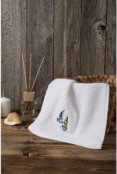 Kiğılı Yelken Nakışlı El Havlusu 30 x 50 cm