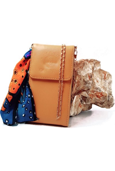 Takısen Cep Telefonuçantası