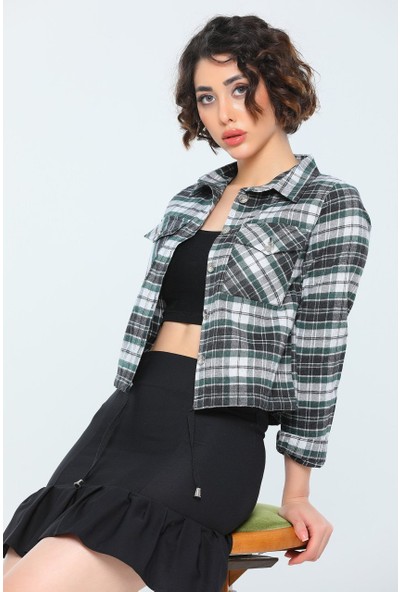 Tarhan Bera Çift Cepli Ekose Desenli Alt Ipli Gömlek Yeşil Tarhan Bera Çift Cepli Ekose Desenli Alt Ipli Gömlek Yeşil