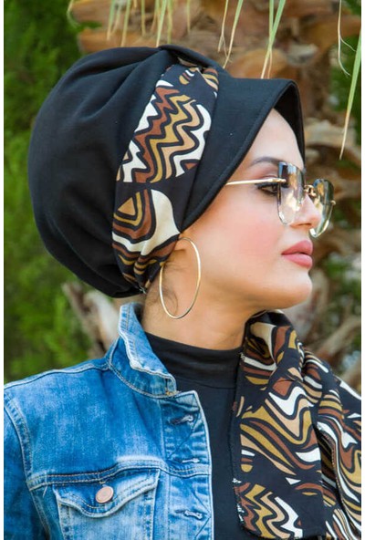 Siyah Vizon Şapkalı Bone