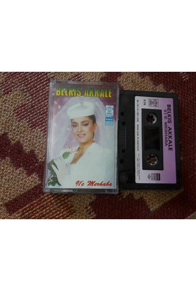 Belkıs Akkale 91'e Merhaba Kağıt Baskı Belkıs Akkale 91'e Merhaba Kağıt Baskı