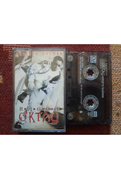Ragga Oktay Herşeye Rağmen Cam Baskı Ragga Oktay Herşeye Rağmen Cam Baskı