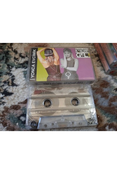 Yonca Evcimik Kendine Gel Cam Baskı