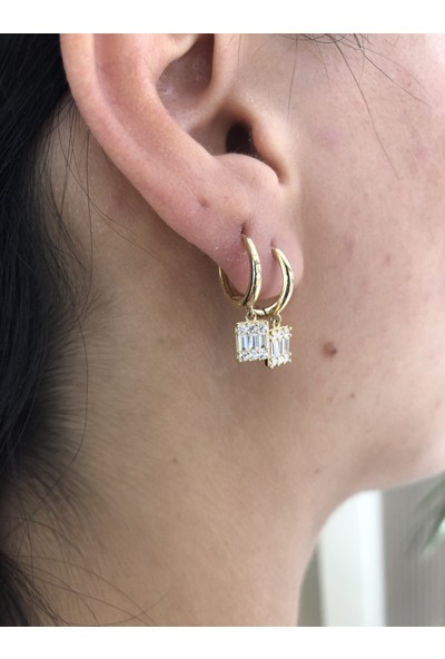 Balaban Kuyumculuk 14 Ayar Bütün Baget Altın Küpe Balaban Kuyumculuk 14 Ayar Bütün Baget Altın Küpe