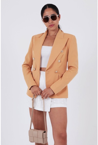 Coral Düğmeli Blazer Ceket Bej