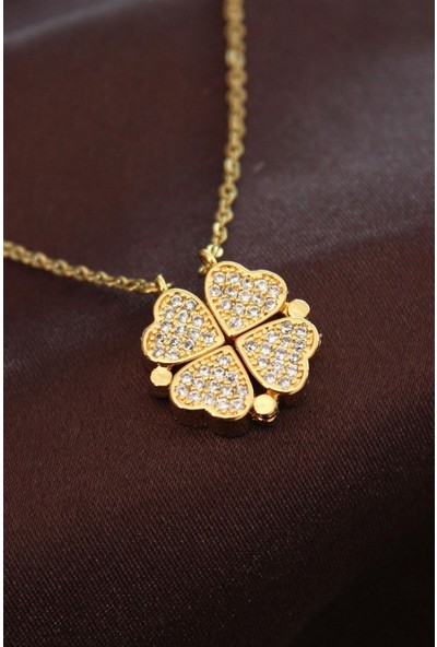 Clariss Çelik Altın Renk Taşlı Kalp Figürlü Yonca Kolye Clariss Çelik Altın Renk Taşlı Kalp Figürlü Yonca Kolye