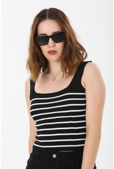 U&O Siyah-Ekru Şık Çizgili Uzun Atlet U&O Siyah-Ekru Şık Çizgili Uzun Atlet