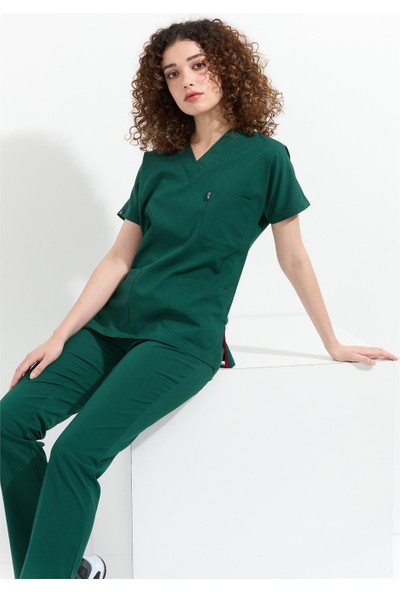 Çatı Uniform Happiness Spaniard - Doktor Hemşire Forma Takımı (Kadın), Koyu Yeşil Çatı Uniform Happiness Spaniard - Doktor Hemşire Forma Takımı (Kadın), Koyu Yeşil