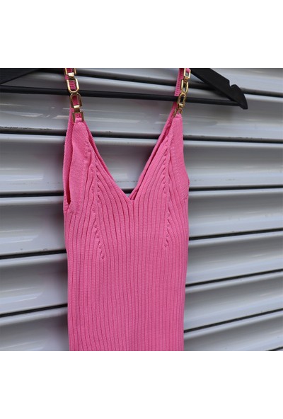 Saylık Likralı Omuzdan Metal Tokalı Pembe Kadın Crop Saylık Likralı Omuzdan Metal Tokalı Pembe Kadın Crop