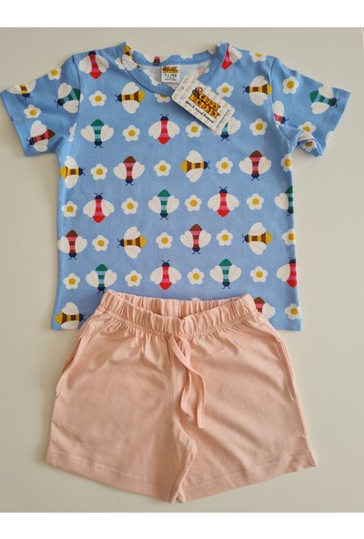 Crazy Monkey Bisiklet Yaka Kısa Kollu Arı Baskılı Cep Detaylı Tişort ve Şortlu Takım Crazy Monkey Bisiklet Yaka Kısa Kollu Arı Baskılı Cep Detaylı Tişort ve Şortlu Takım