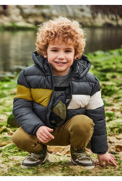 Mayoral Erkek Çocuk Polar Astarlı Kısa Boy Kışlık Şişme Mont