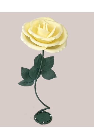 Yulia Ülker Dev Çiçekler