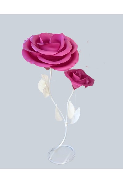 Yulia Ülker Dev Çiçekler