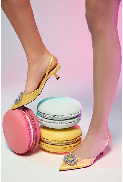 Kadın Taşlı Topuklu Ayakkabı