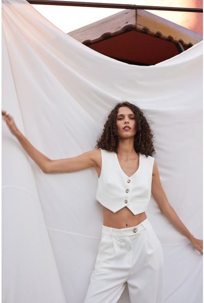 Vatkalı Özel Dikim Yelek Beyaz