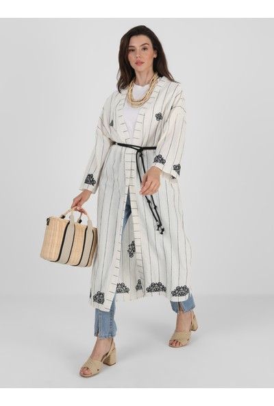 Loreen Nakış Detaylı Kimono- Siyah - Loreen Loreen Nakış Detaylı Kimono- Siyah - Loreen