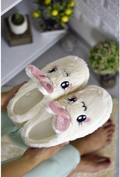 Oseg Stocon Kadın Tavşan Figürlü Ev Panduf Terlik Ses Yapmaz Taban Beyaz SM003 Oseg Stocon Kadın Tavşan Figürlü Ev Panduf Terlik Ses Yapmaz Taban Beyaz SM003