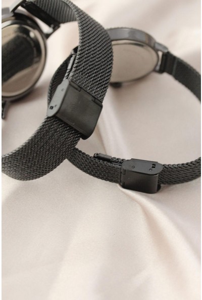 Siyah Renk Roma Rakamlı Taşlı Hasır Metal Kordon Sevgili Saatleri Siyah Renk Roma Rakamlı Taşlı Hasır Metal Kordon Sevgili Saatleri