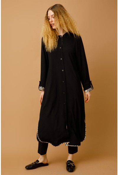 Micca Unique Detaylar ile Garnilenmiş Tam Boy Spor Kap-Siyah