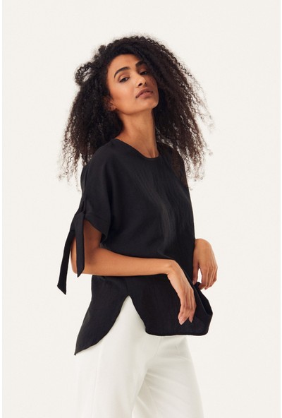 Kolu Bağlamalı Ayrobin Bluz