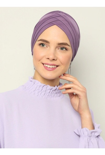 Naciye Sultan Tesettür Çapraz Deniz Bonesi Üç Bantlı Hazır Türban Lila Naciye Sultan Tesettür Çapraz Deniz Bonesi Üç Bantlı Hazır Türban Lila