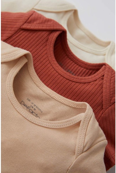 DeFacto Erkek Bebek Bisiklet Yaka Kısa Kollu Fitilli Kaşkorse 3'lü Sürdürülebilir Kısa Kollu Çıtçıtlı Body Y1891A222AU DeFacto Erkek Bebek Bisiklet Yaka Kısa Kollu Fitilli Kaşkorse 3'lü Sürdürülebilir Kısa Kollu Çıtçıtlı Body Y1891A222AU