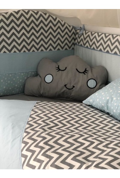 Mini Baby Figürlü Mavi Gri Zigzag Desenli Bebek Uyku Seti 11 Parça Mini Baby Figürlü Mavi Gri Zigzag Desenli Bebek Uyku Seti 11 Parça