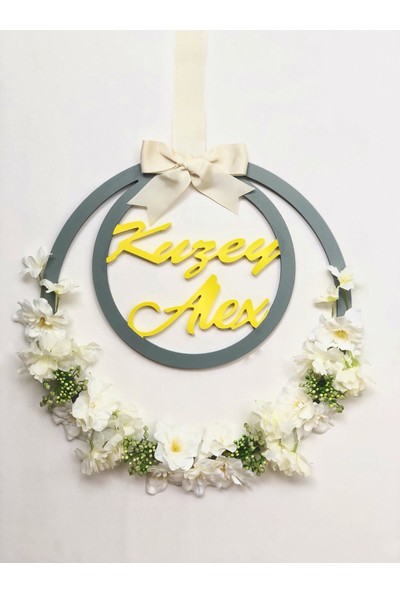 Lia Tasarım Sarı Gri Beyaz Çiçekli İsme Özel Kapı Süsü