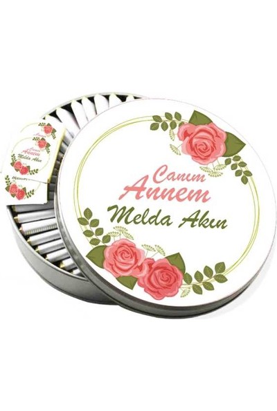Gondol Metal Kutuda İsme Özel Güllü Anneler Günü Çikolatası 48'Li Gondol Metal Kutuda İsme Özel Güllü Anneler Günü Çikolatası 48'Li