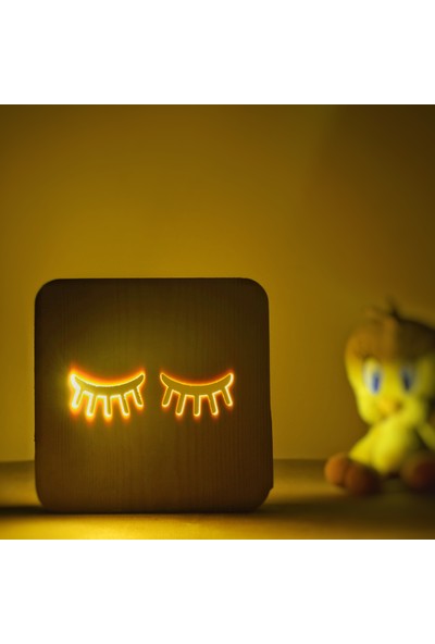 Starmood 3D 3 Boyutlu Ahşap Kirpik Kız Odası Led Masa Üstü Gece Lambası Starmood 3D 3 Boyutlu Ahşap Kirpik Kız Odası Led Masa Üstü Gece Lambası
