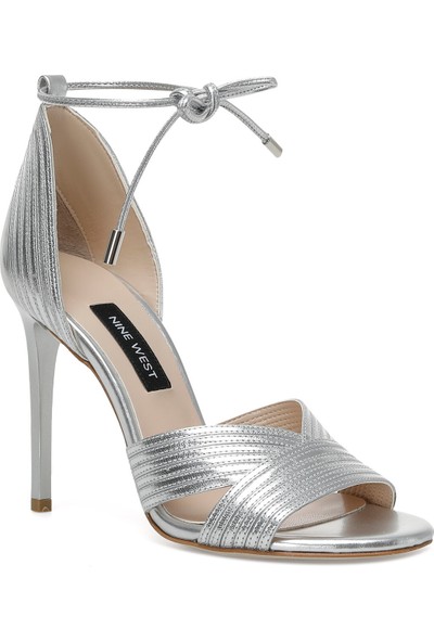 Nine West Usonı 2fx Gümüş Kadın Topuklu Ayakkabı Nine West Usonı 2fx Gümüş Kadın Topuklu Ayakkabı