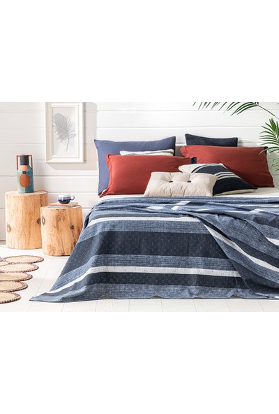 English Home Denim Stripe Baskılı Çift Kişilik Pike 200X220 cm Lacivert English Home Denim Stripe Baskılı Çift Kişilik Pike 200X220 cm Lacivert