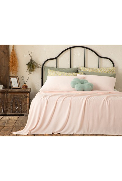 English Home Genesis Soft Touch Çift Kişilik Pike Seti 200X220 cm Pembe English Home Genesis Soft Touch Çift Kişilik Pike Seti 200X220 cm Pembe