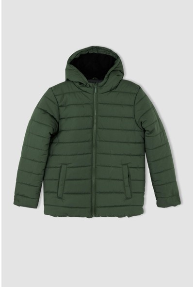 DeFacto Erkek Çocuk Regular Fit Kapüşonlu Sentetik Astar Mont X5464A622AU DeFacto Erkek Çocuk Regular Fit Kapüşonlu Sentetik Astar Mont X5464A622AU