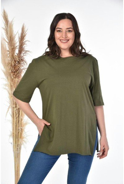 Butik Şımarık Kadın Büyük Beden Yandan Yırtmaçlı Pamuklu Kumaş T.shirt