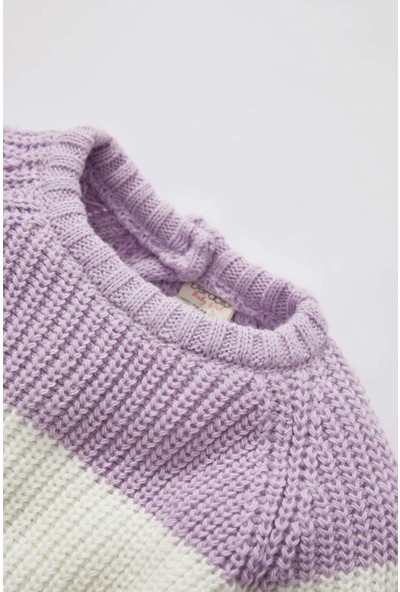 DeFacto Kız Bebek Renk Bloklu Regular Fit Bisiklet Yaka Kazak X5629A222AU DeFacto Kız Bebek Renk Bloklu Regular Fit Bisiklet Yaka Kazak X5629A222AU