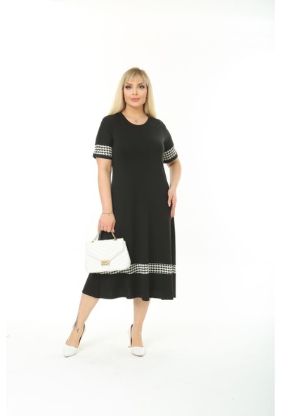 Modern Tesettür Kesik Ara Kazayağı Büyük Beden Elbise