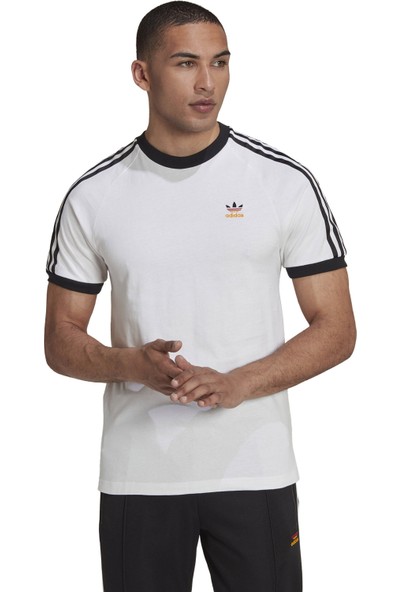 Adidas Bisiklet Yaka Düz Beyaz - Siyah Erkek T-Shirt HK7420 Fb Natıons Tee Adidas Bisiklet Yaka Düz Beyaz - Siyah Erkek T-Shirt HK7420 Fb Natıons Tee