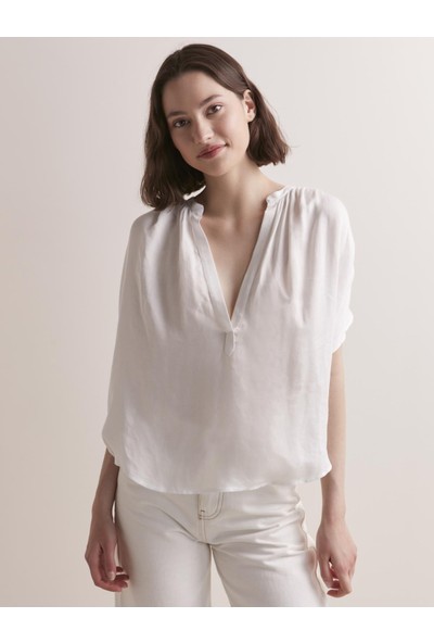 Jimmy Key Kadın Beyaz Bol Kesim V Yaka Kolsuz Bluz
