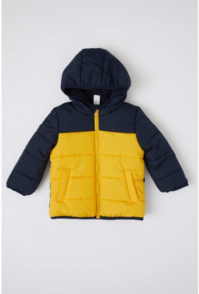 DeFacto Erkek Bebek Renk Bloklu Regular Fit Kapüşonlu Polar Astarlı Mont U4483A222WN DeFacto Erkek Bebek Renk Bloklu Regular Fit Kapüşonlu Polar Astarlı Mont U4483A222WN
